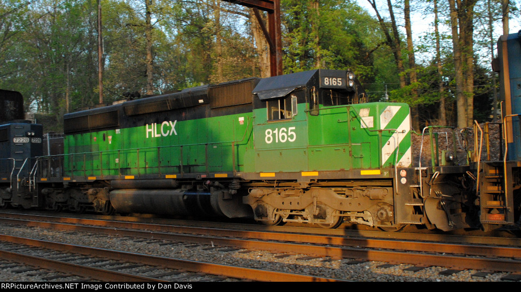 HLCX SD40-2 8165 Green Machine on Q439-17